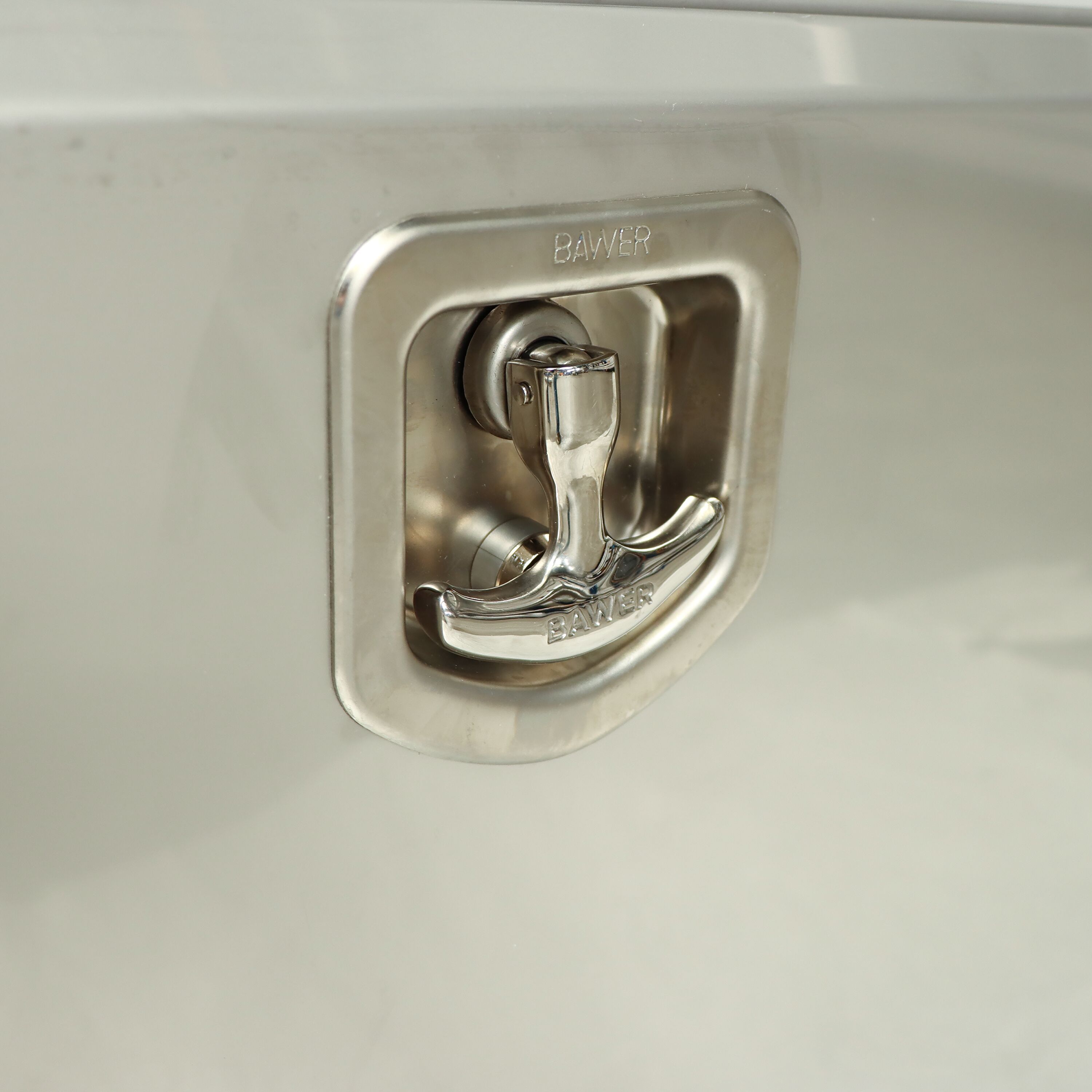 Bawer toolbox Value - 600 x 300 x 600 mm (WxHxD) - stainless steel ...